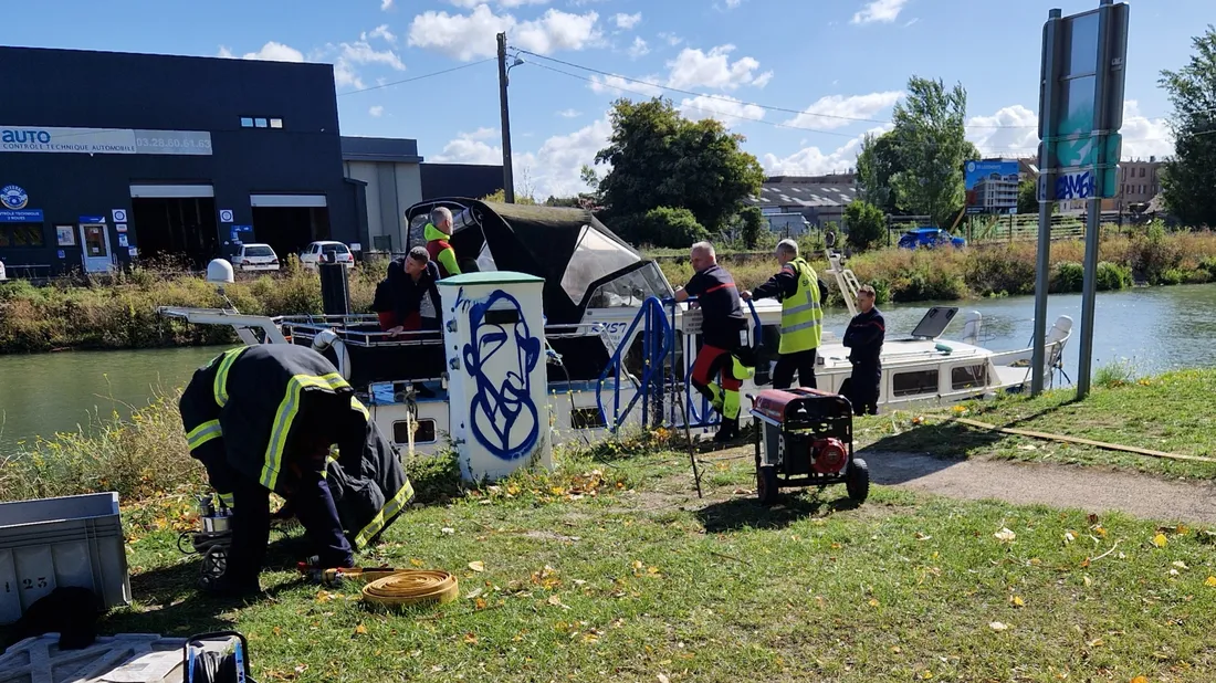 Un bateau menace de couler à Dunkerque