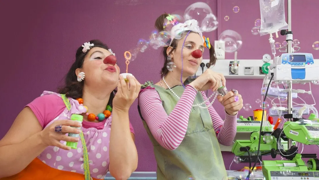 Les clowns de l'espoir, le rire qui soigne les enfants, chaque jeudi à ...