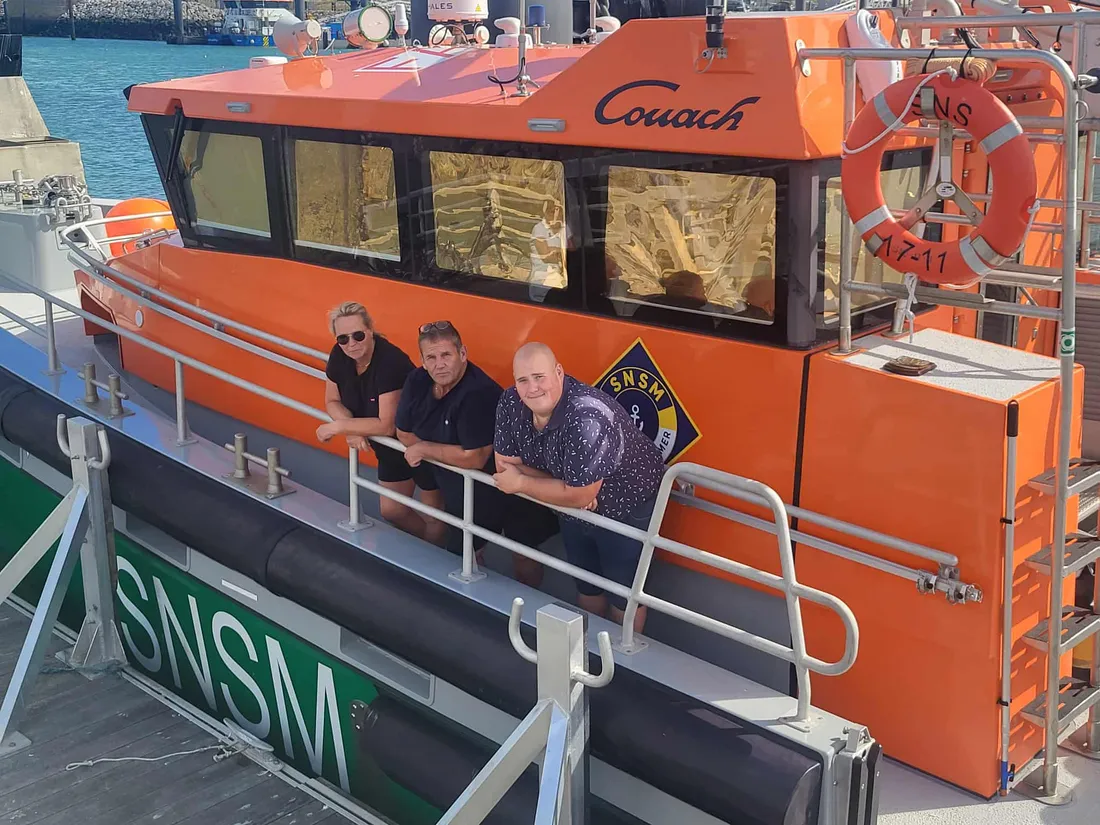 Un nouveau canot pour les sauveteurs en mer de la station SNSM de ...