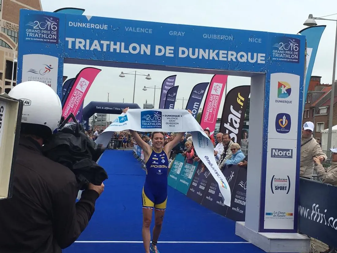 De beaux champions sur le podium du triathlon de Dunkerque