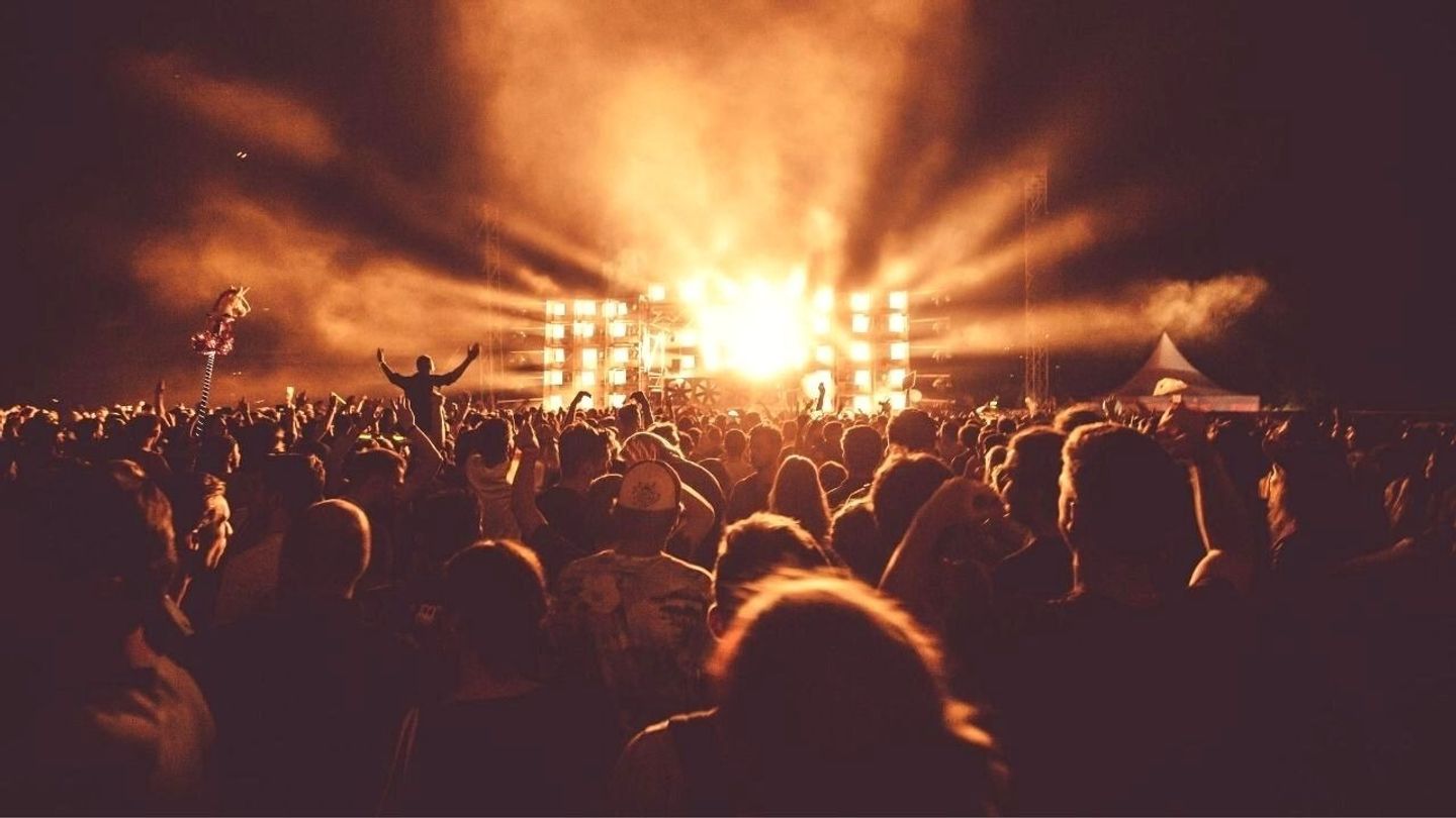 Loire-Atlantique : près de 800 personnes ont participé à une rave party ...