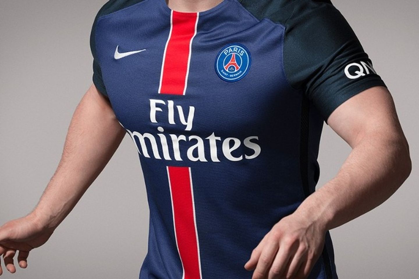 PSG : le maillot Hechter, sur le point d'effectuer son grand retour