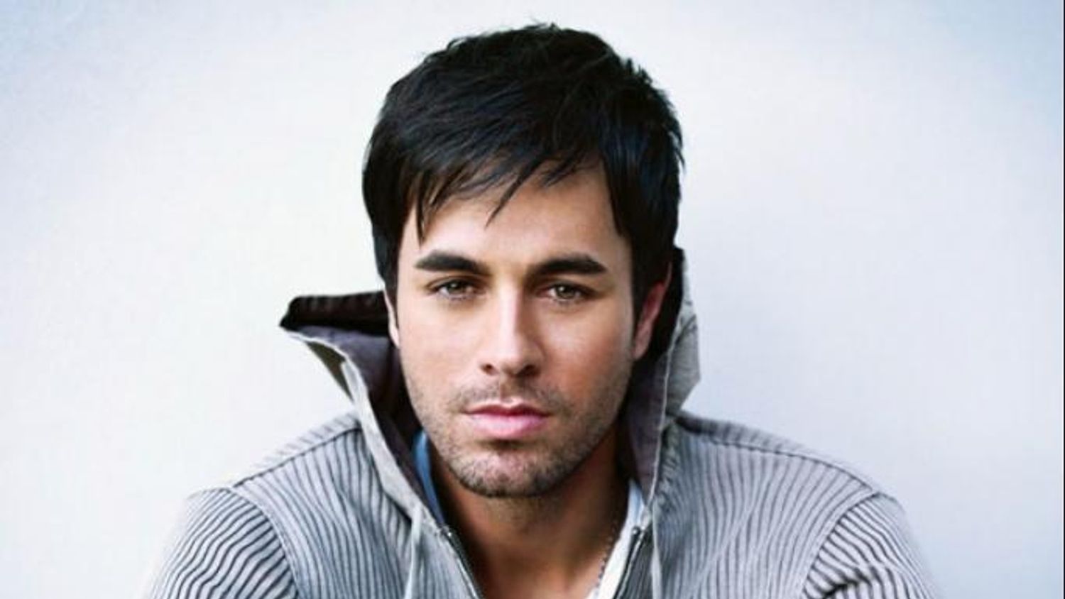Enrique Iglesias dévoile le teaser de son prochain clip (Vidéo) Enrique Iglesias dévoile le teaser de son prochain clip (Vidéo)