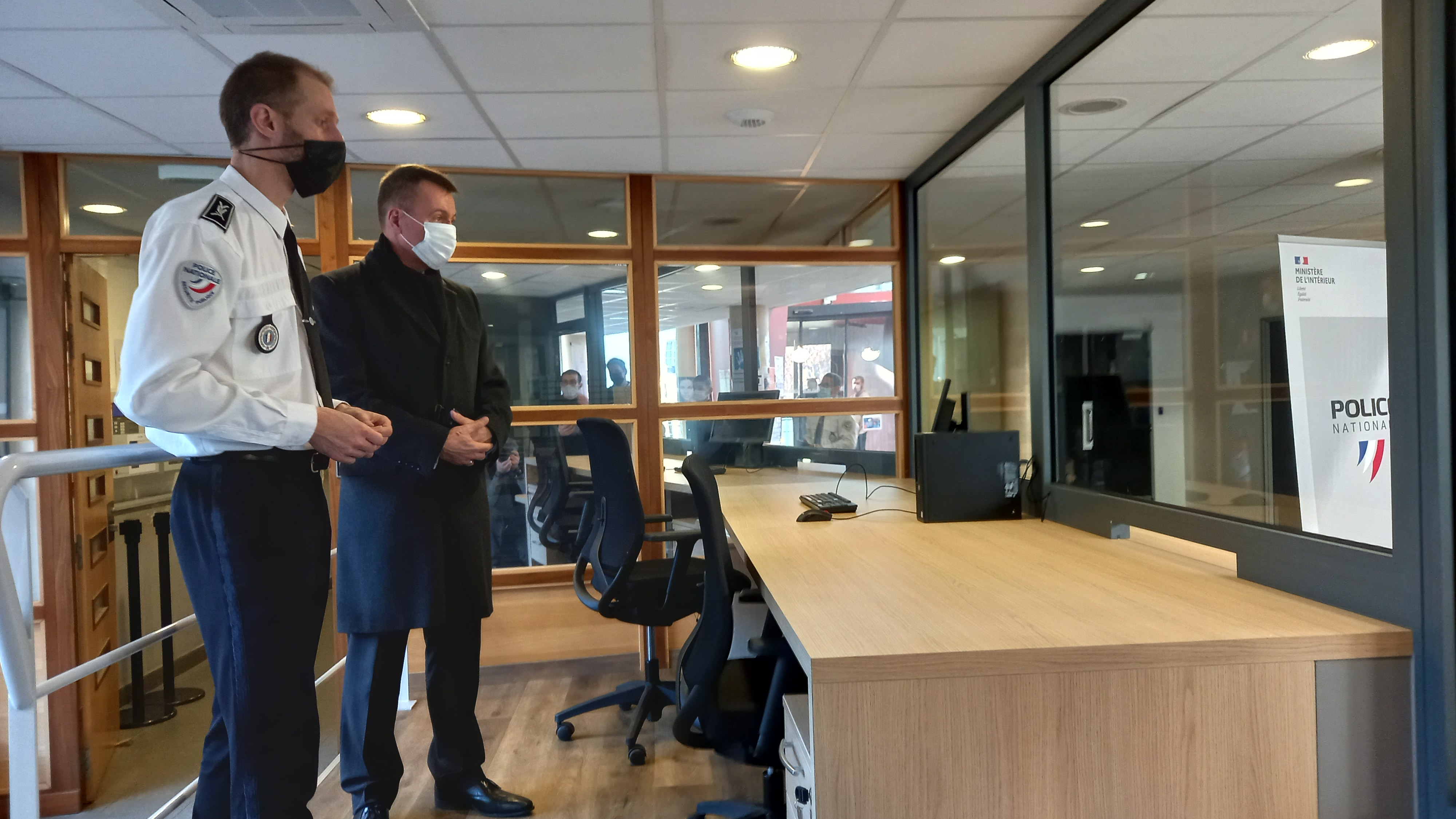 Un meilleur accueil et plus de sécurité au commissariat de Charleville.