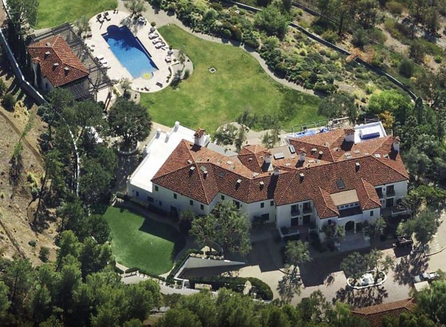 Drake et son manoir à 63 millions de dollars.