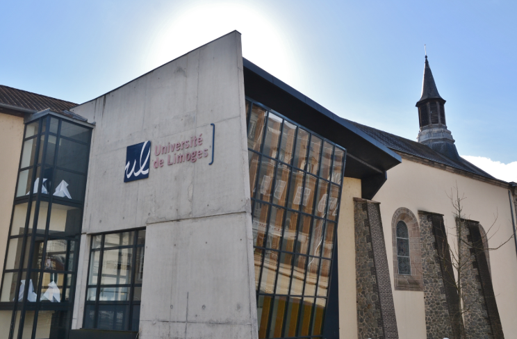 Limoges : bientôt votre nom sur une chaise d’un amphithéâtre de la fac