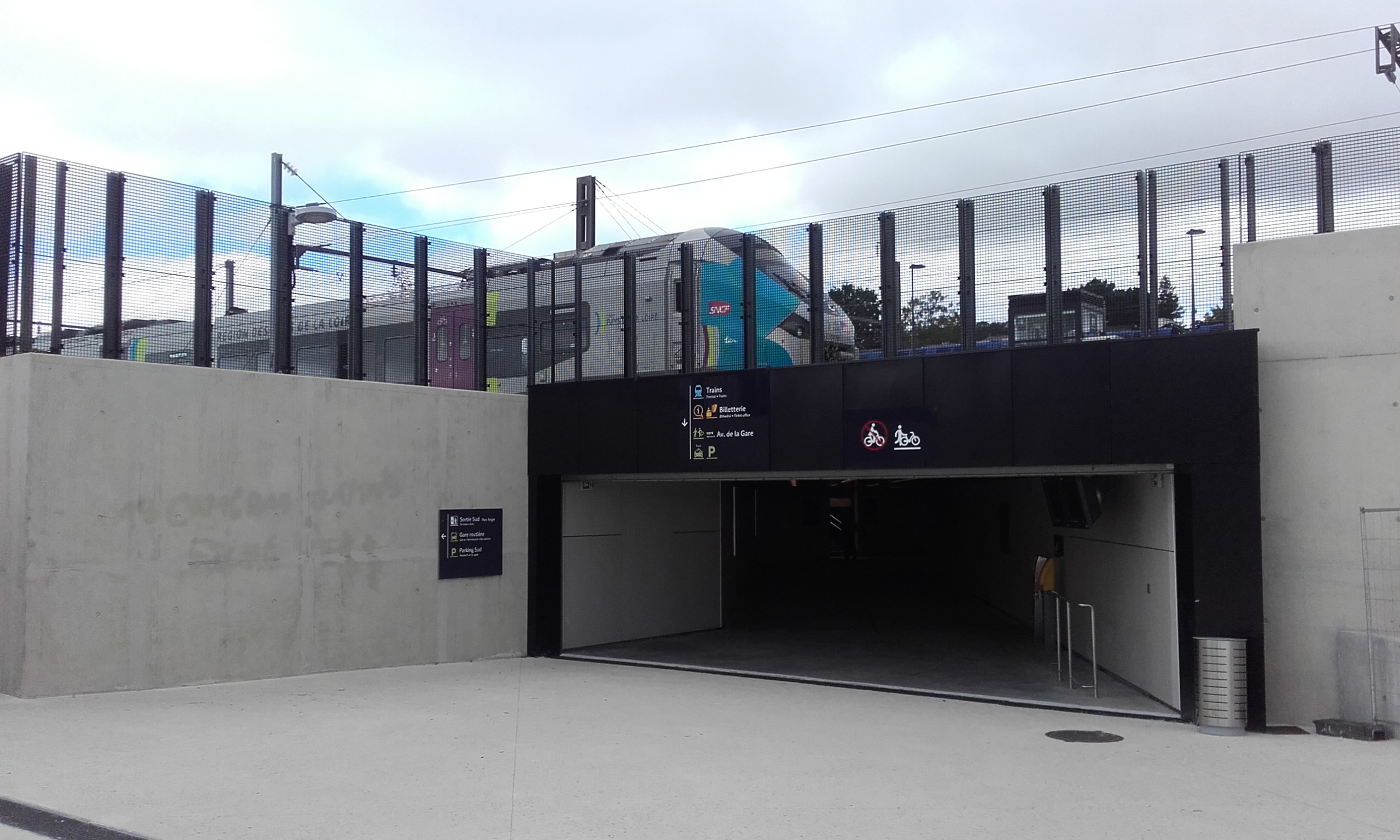 18 caméras surveillent désormais la gare de Redon et ses abords - OCEANE FM