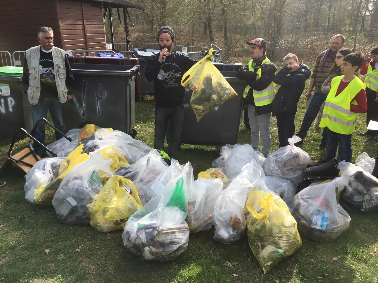 Le challenge pour nettoyer les quartiers prend de l’ampleur en Île-de ...